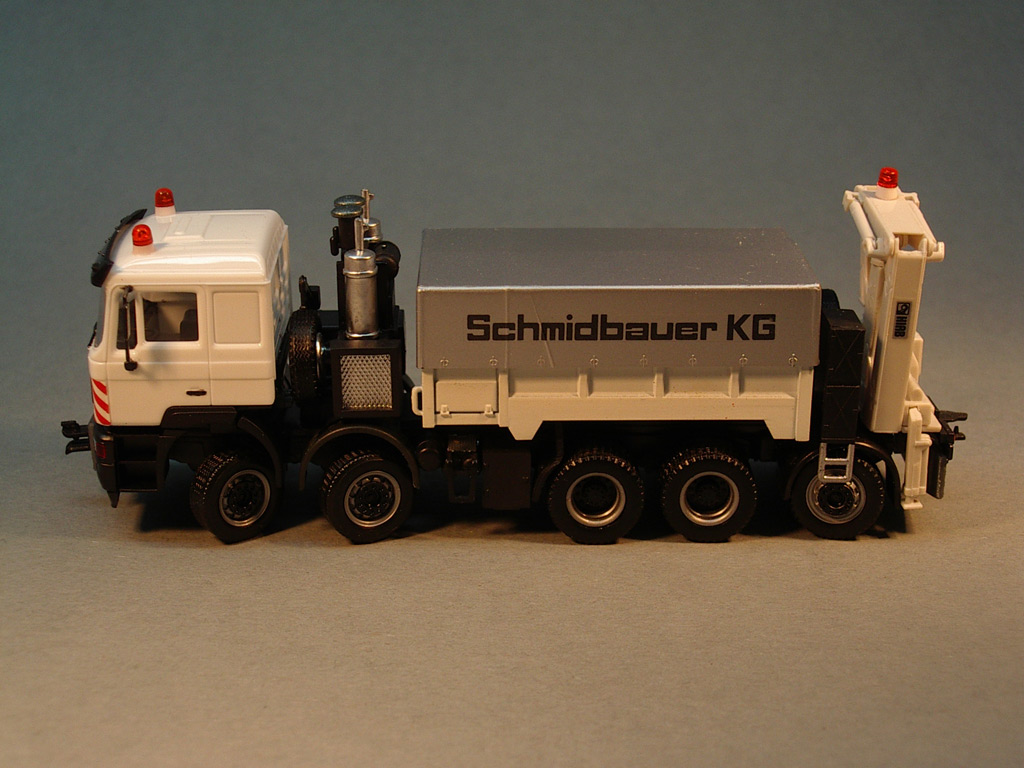 MAN Schwerlastzugmaschine 5-achsig – modellumbauten