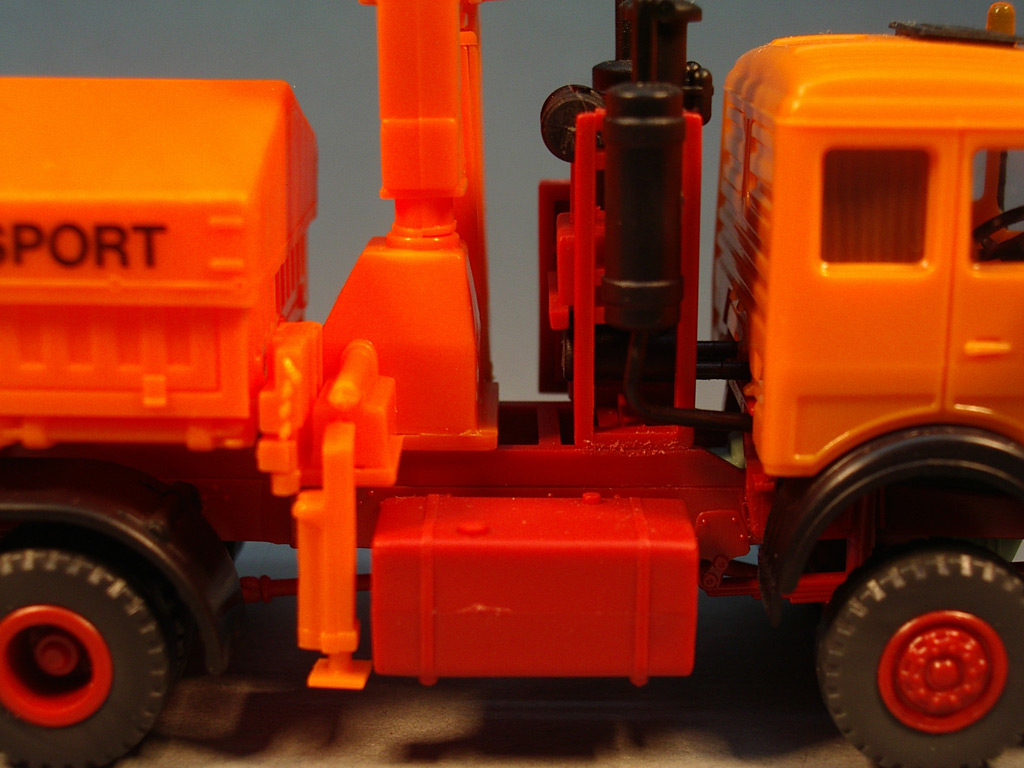 Mercedes-Benz Schwerlastzugmaschine von Preiser – modellumbauten